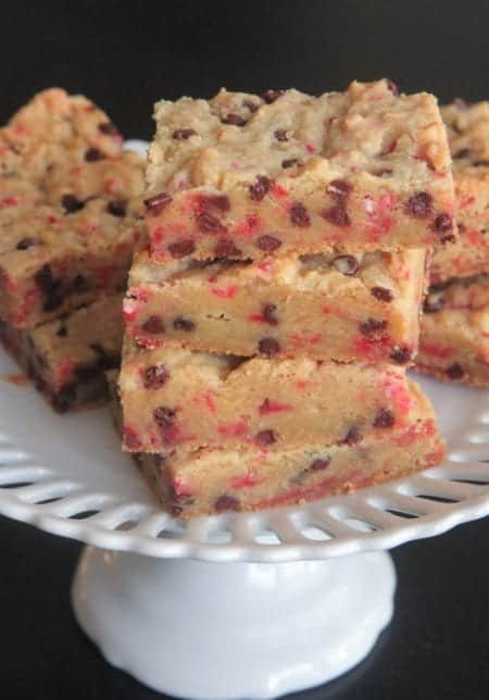 Candy Cane Chocolate Chip Cookie Bar Recipe - Picky Palate