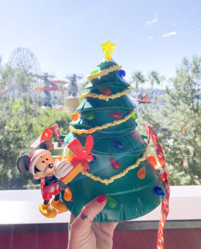 Tips For Taking Kids To Disneyland For Holidays - Disneyland Christmas