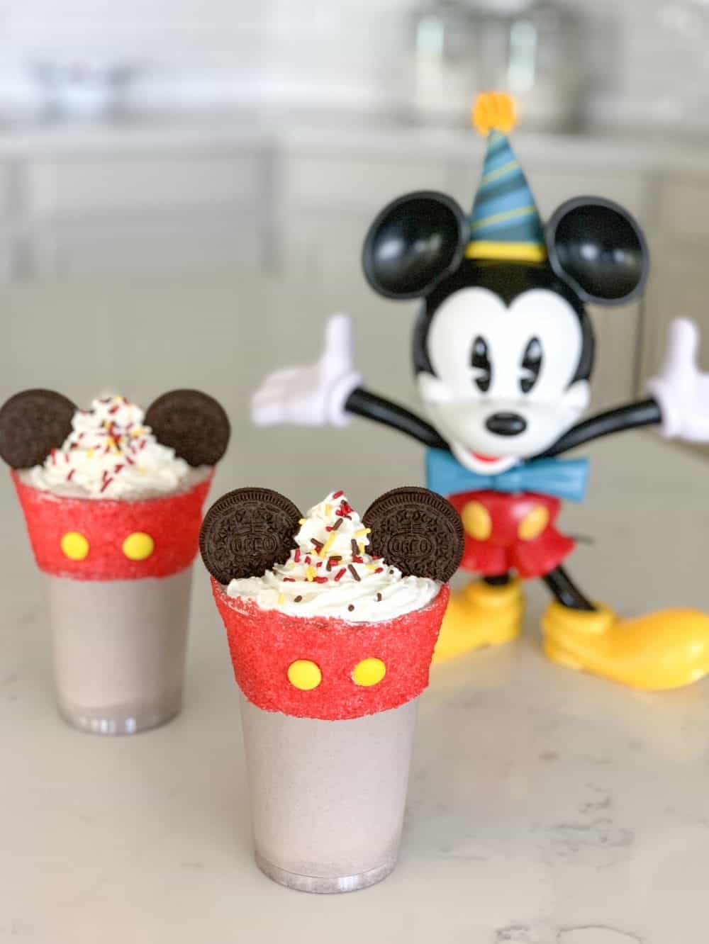 Mickey Cookies and Cream Milkshake | Best Oreo Milkshake Recipe