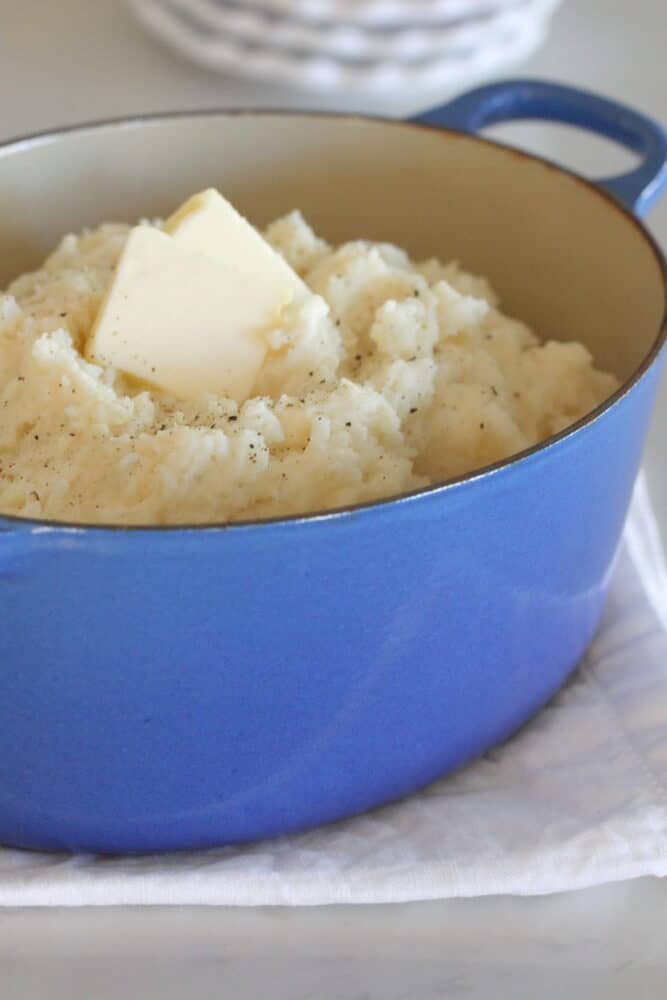 Homemade Mashed Potatoes Recipe | The Best Mashed Potatoes!