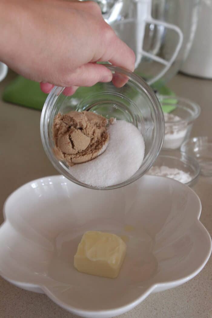Giant Chocolate Chip Cookie | Ultimate Chocolate Chip Cookie Recipe